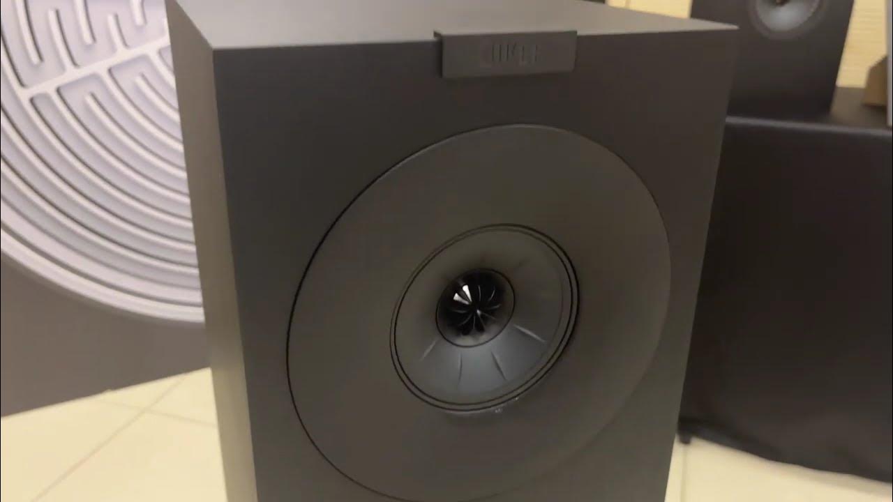 KEF Q7 Meta | Altavoces de suelo - YouTube