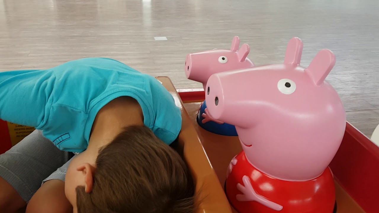 Cool Dude get a Pepa Pig ride in Galeria Hatfield - YouTube