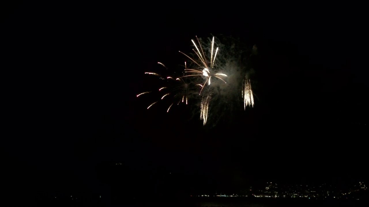 Catalena Island 4th July 2018 Fireworks. - YouTube