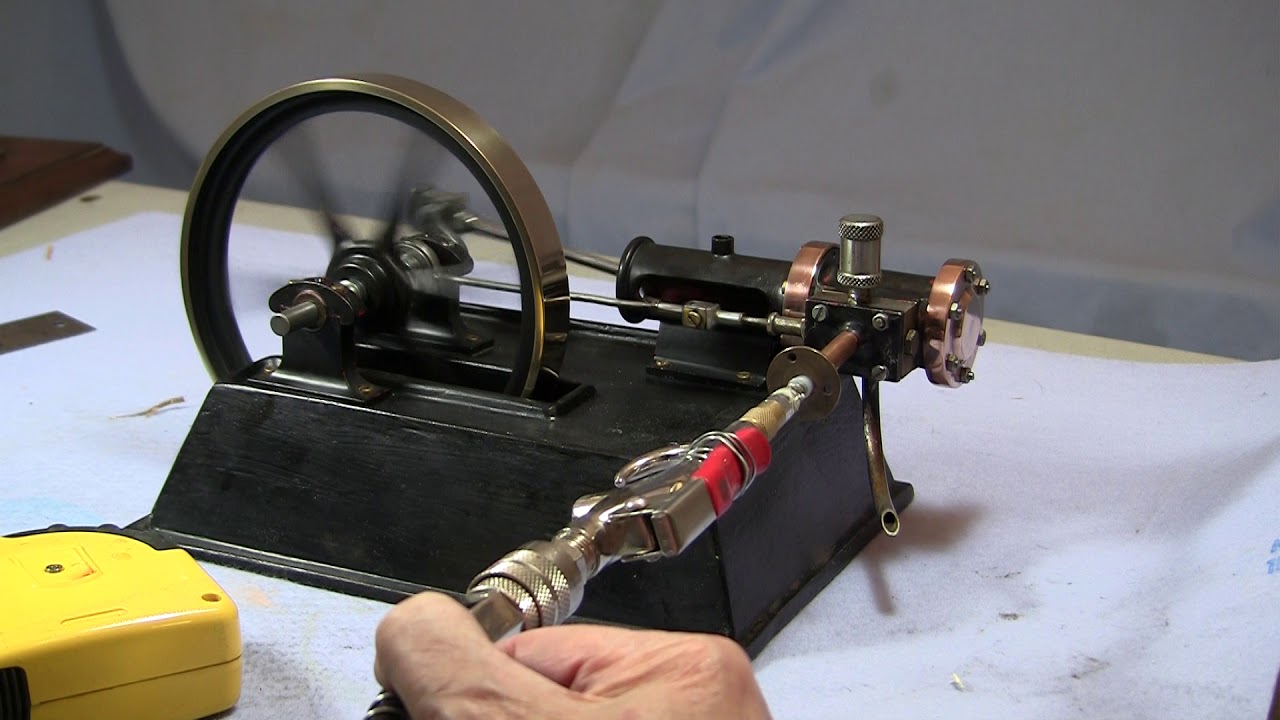 Nice old German steam engine - YouTube