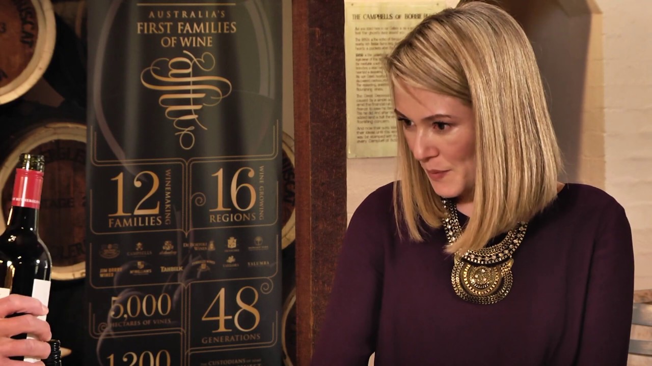 Susie Campbell & Sally Stanton - The Halliday Cellar Door - YouTube