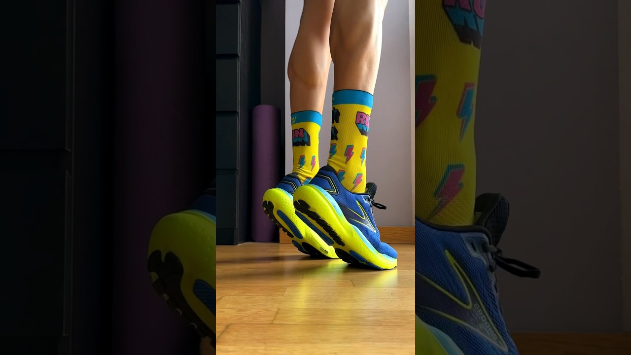 Brooks Glycerin 21 / ASMR Ajuste y amortiguación - YouTube