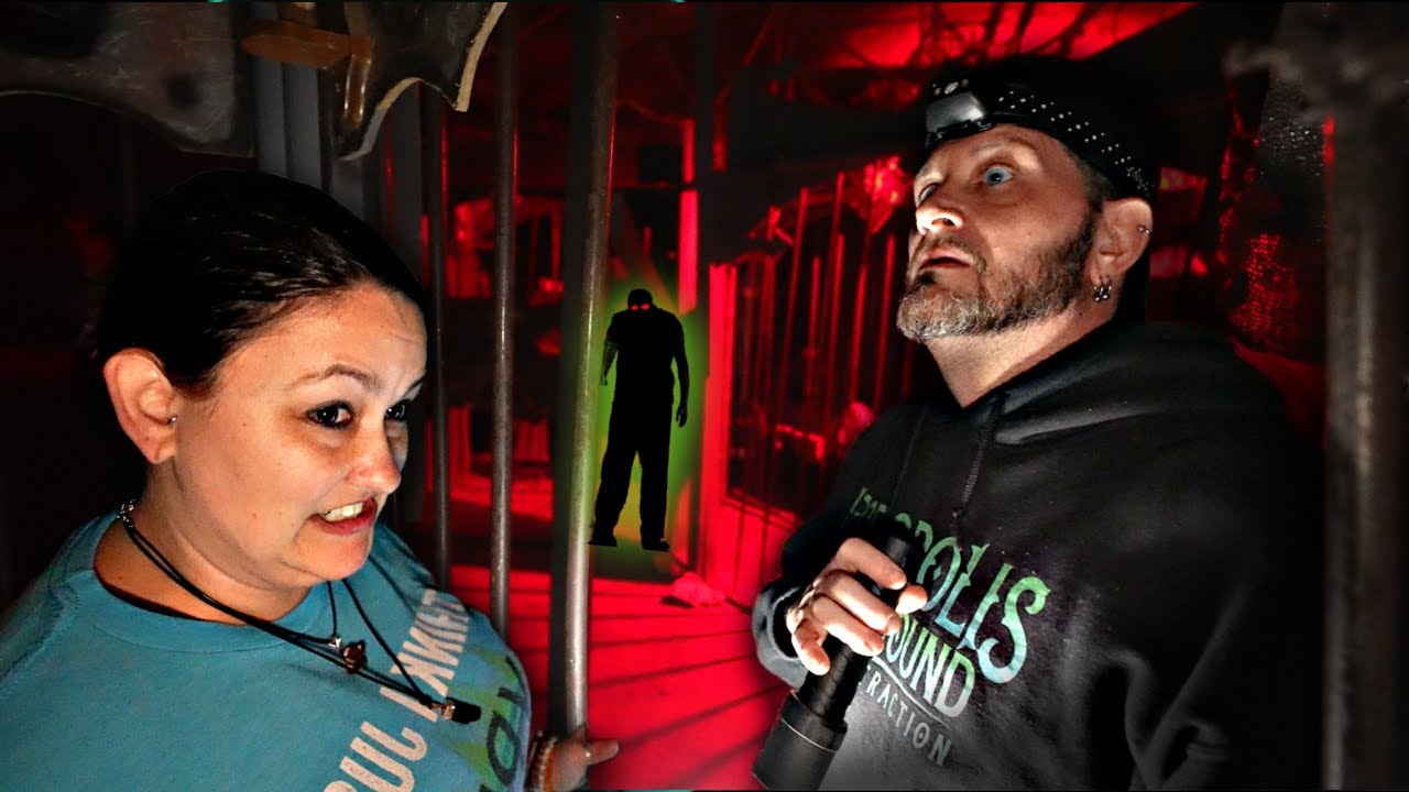 LIVE Ghost Hunt at Necropolis Underground Haunted Attraction - YouTube