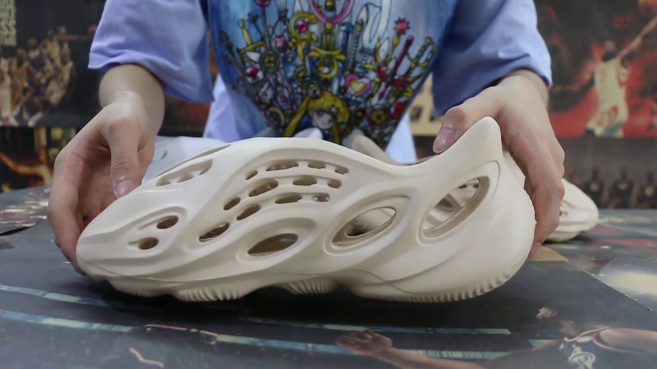 Foam Runner Ivory & White HD Review - YouTube