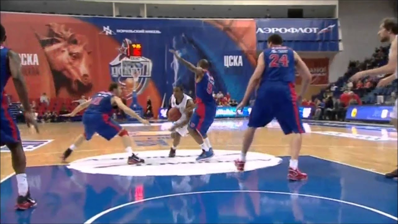 Ian Hummer #34 DUNK! - YouTube