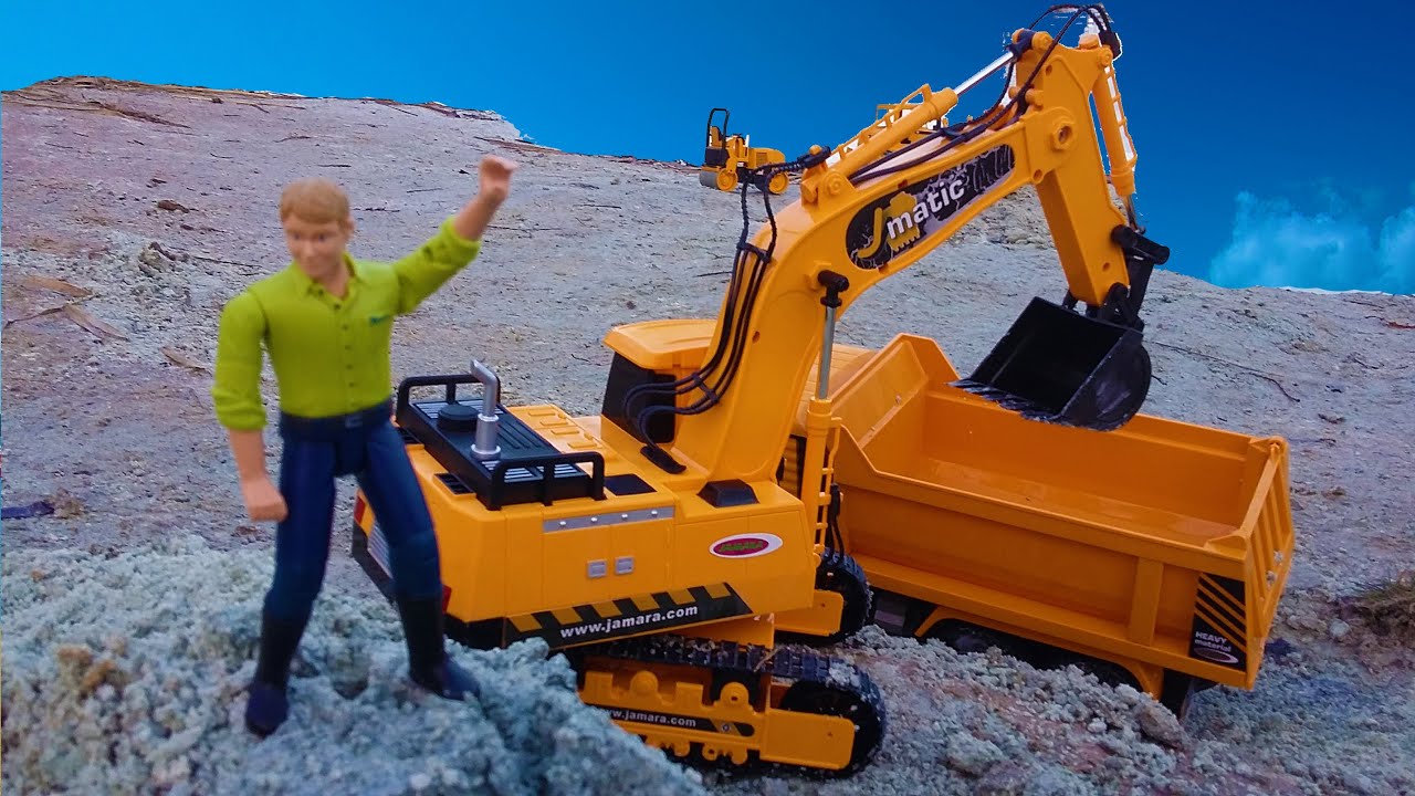 Construction ACTION with Jamara RC Dump truck and Excavator - YouTube