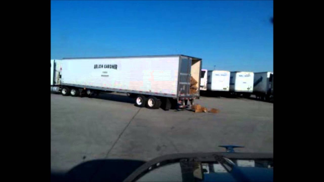Truck Delivery FAIL! at customer....Captured LIVE on BigRigTravels ...