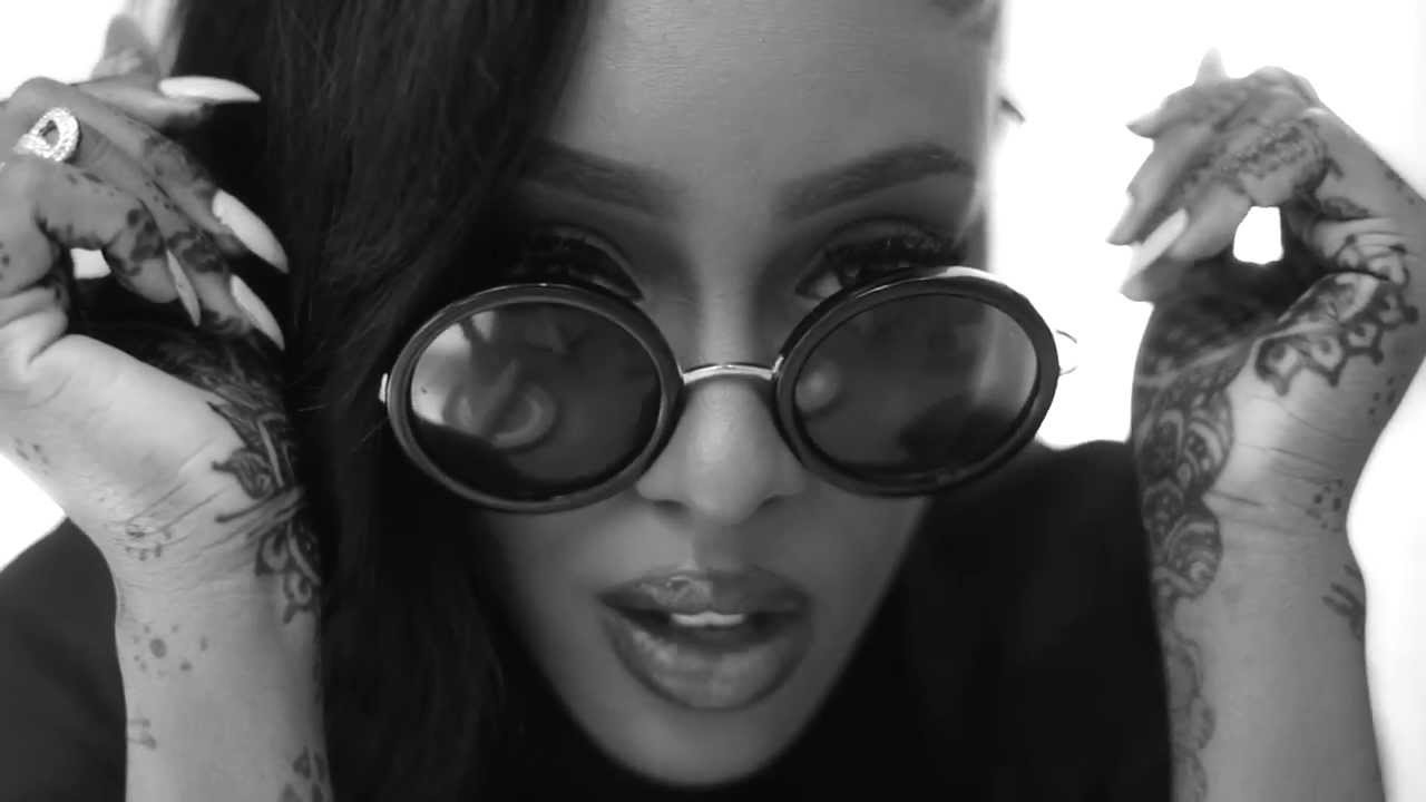 ANDREENA - TERMINATOR [OFFICIAL VIDEO] - YouTube