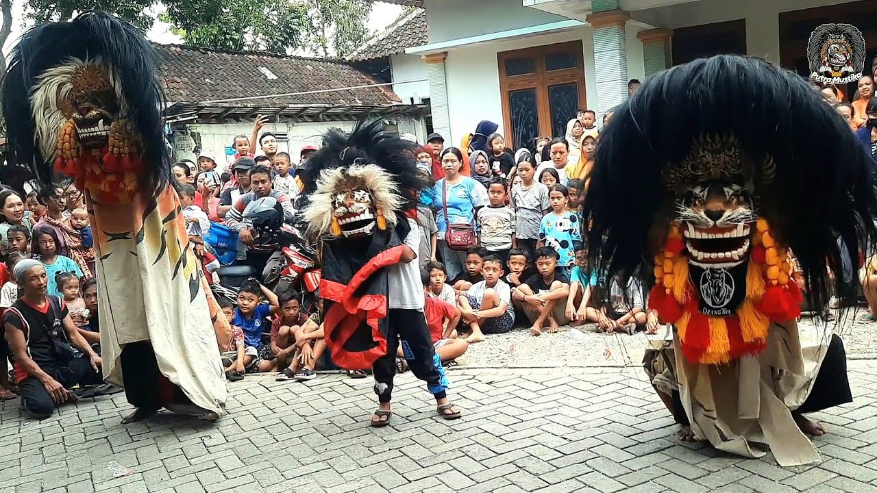 Rampak Barongan dan Tari Bujang Ganong Seni Barong GEMBONG AJI JOYO ...