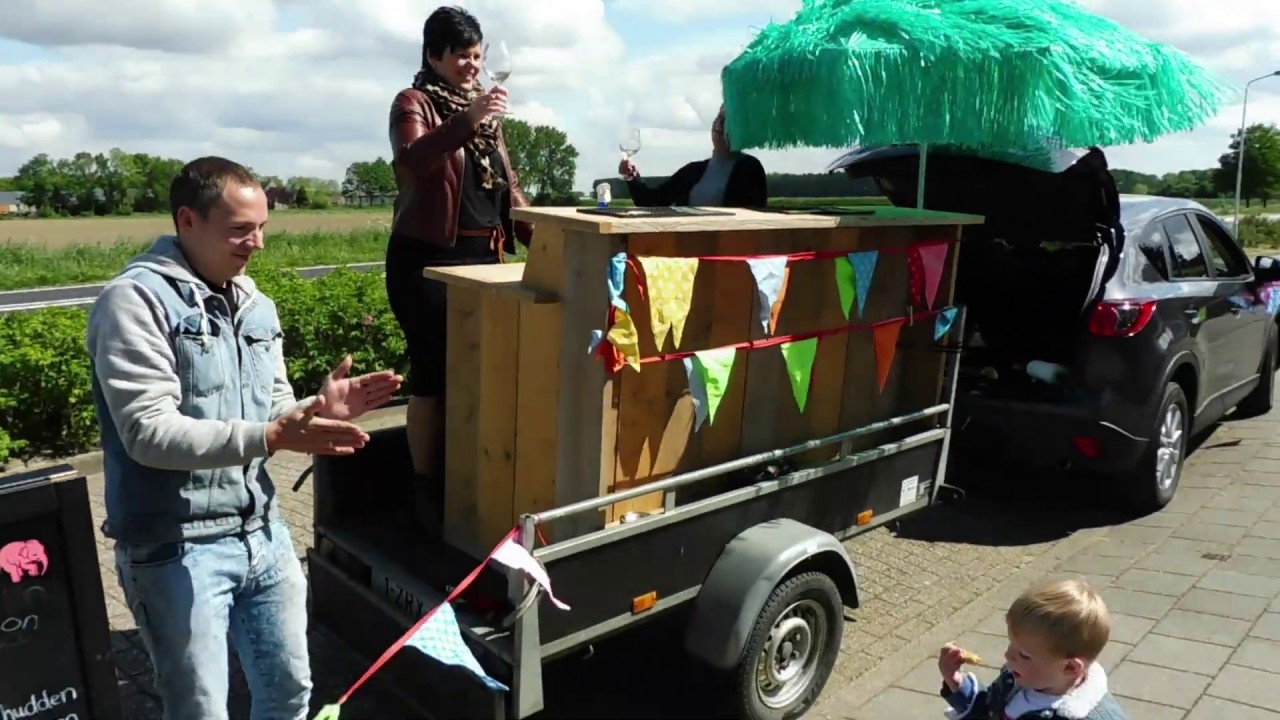Vlog 3; Moederdagbruch, langs de vaste klanten en camera kwijt! - YouTube