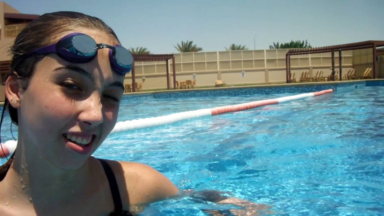 weird things swimmers do - YouTube