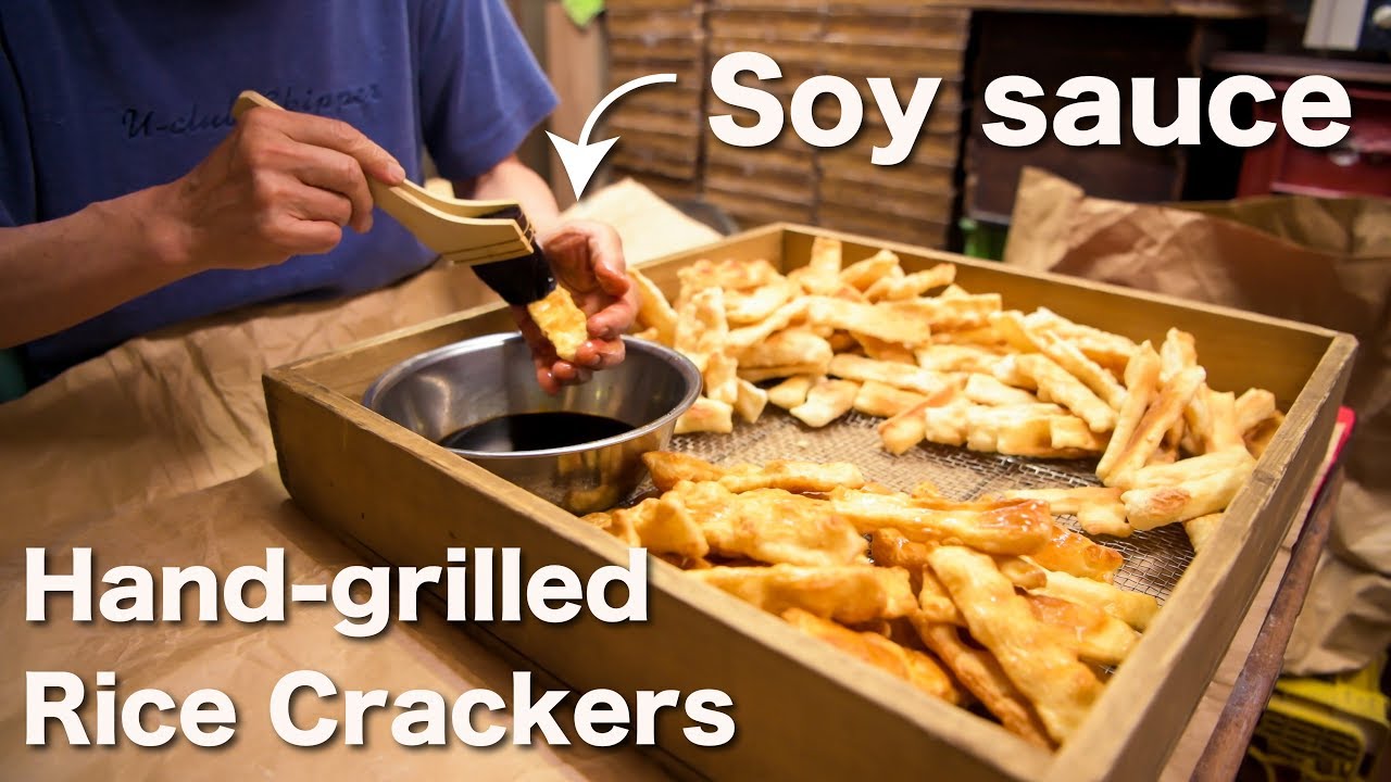 【Hand‐grilled Rice Crackers】Japanese Traditional Food. How to make ...