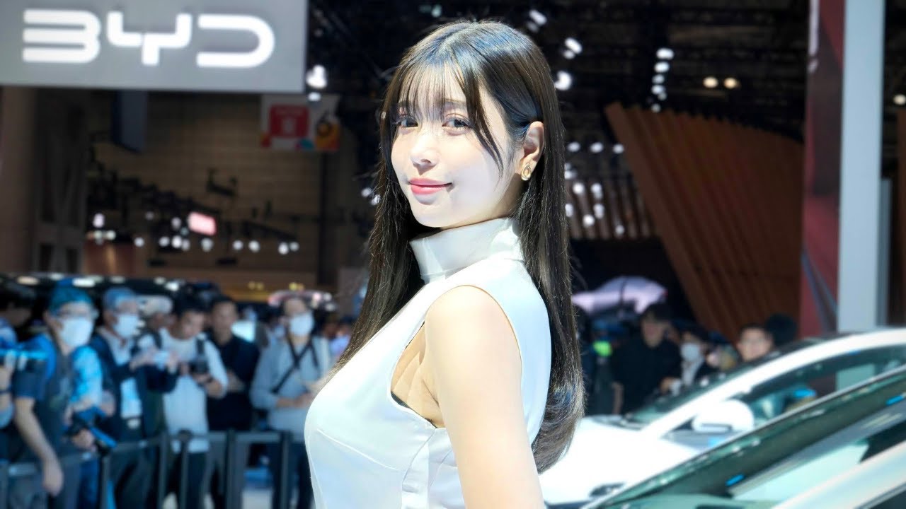 BYD (Chinese car)'s show girl is cute! | Nana Nanase Japan Mobility ...