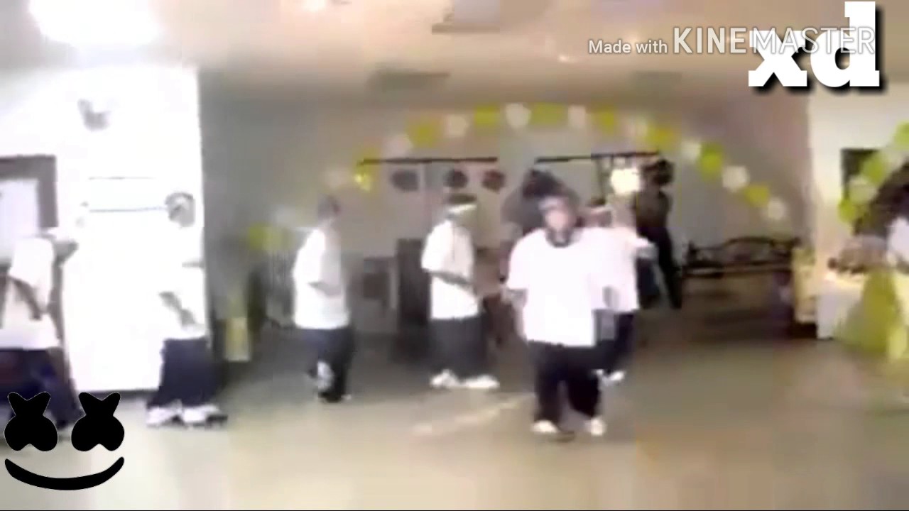 Cholos bailando super mario World/no tengo nada que subir xd - YouTube