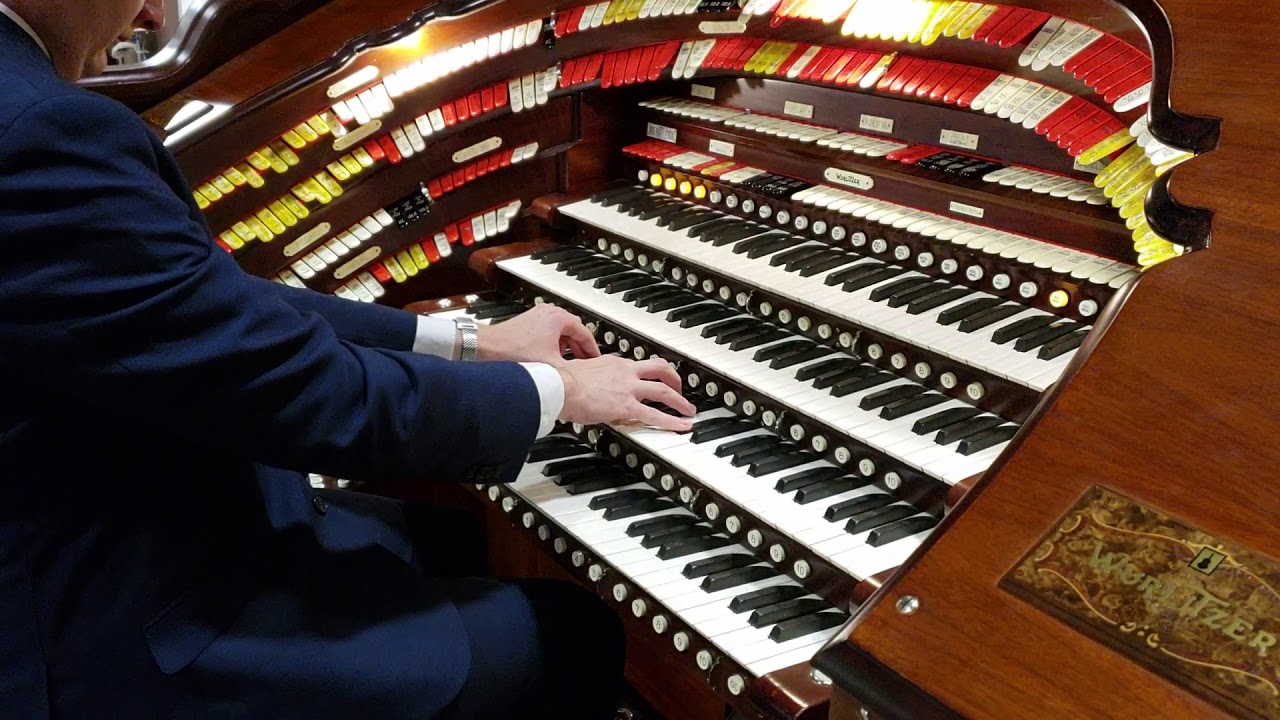 Nicholas Renkosik plays the organ at Carma Labs. - YouTube