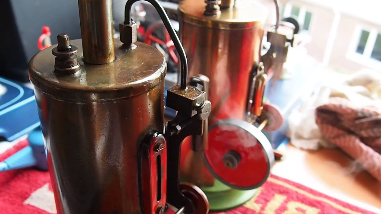 Burnac Vulcan steam engines up close - YouTube