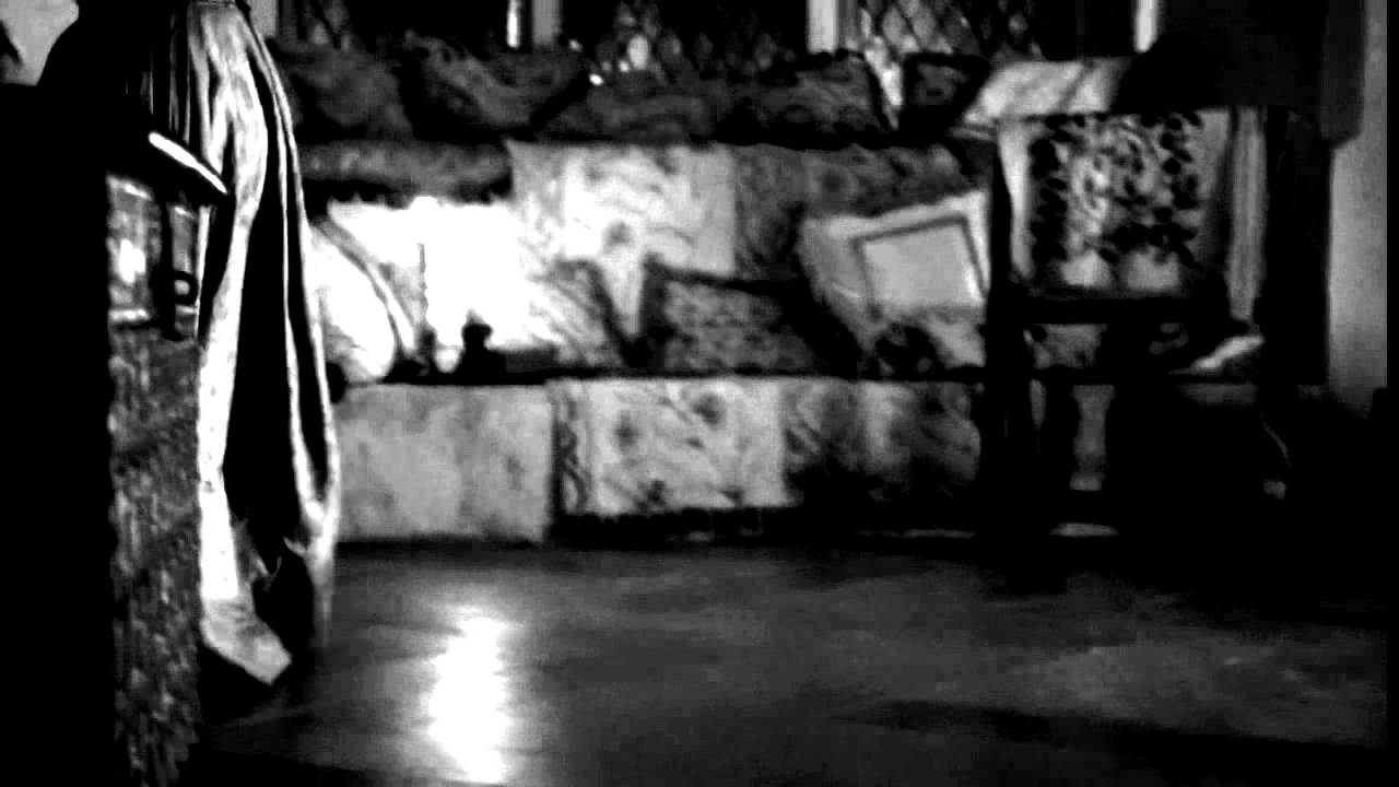 Clarissa | Reign [1x11] - YouTube