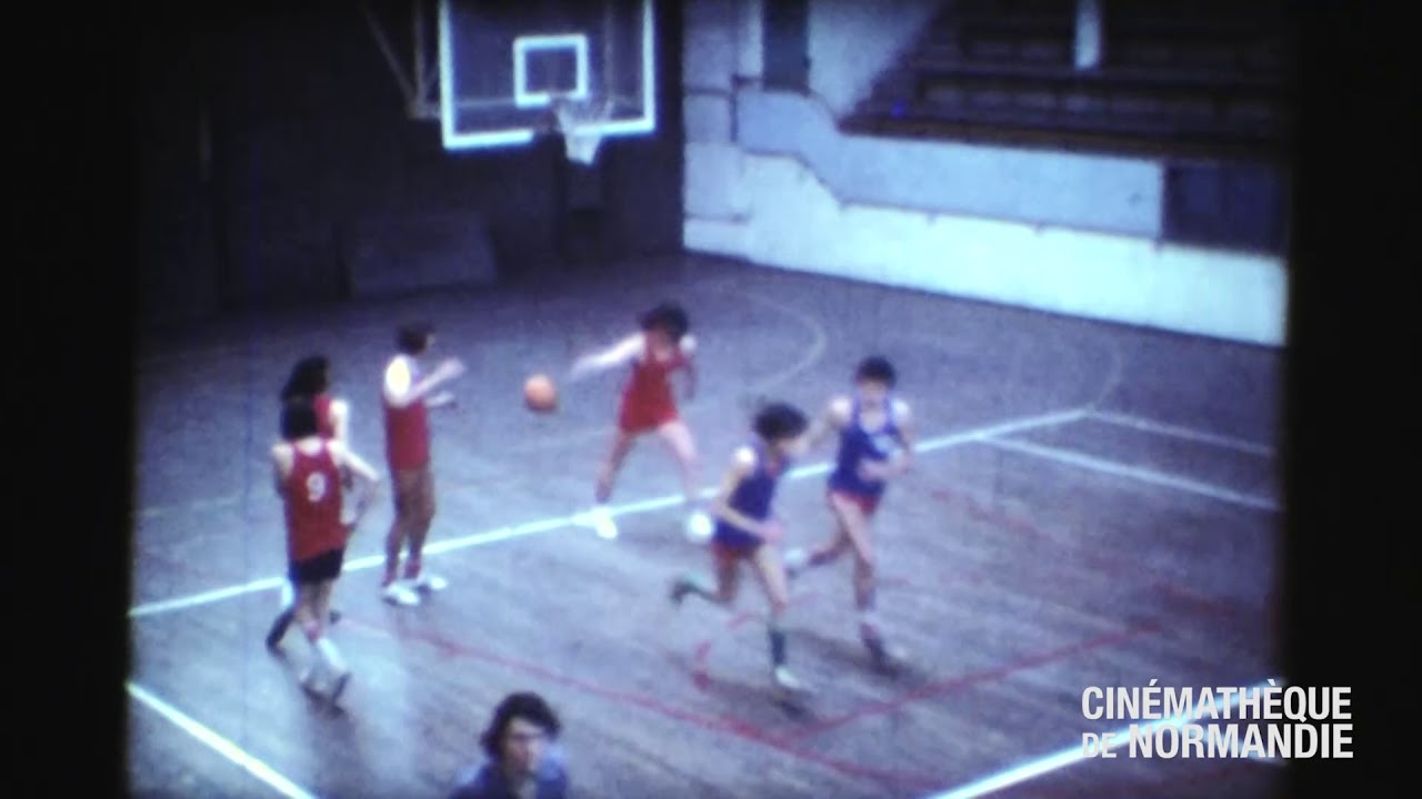 Un match de basket-ball à Caen, en 1970 - YouTube