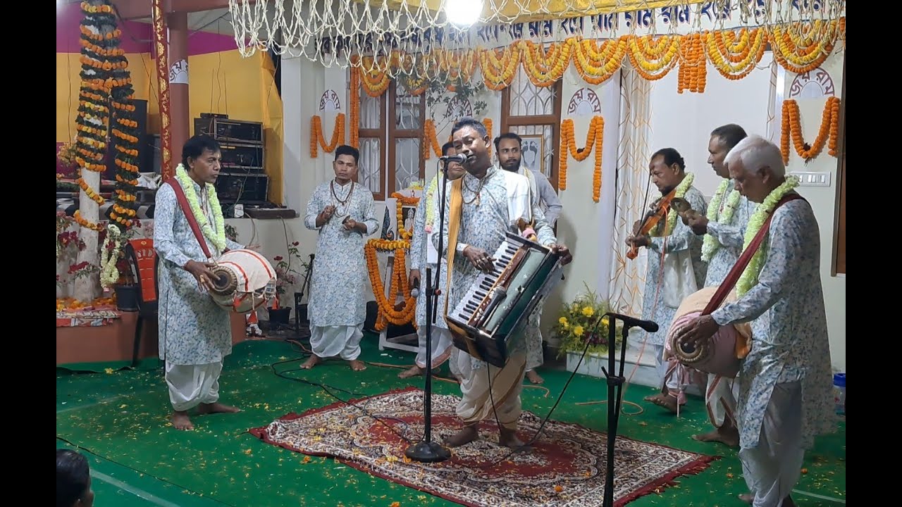 Kirtan by Pravati Sangha (Mariani, Assam) | Led by Joy Narayan Roy ...