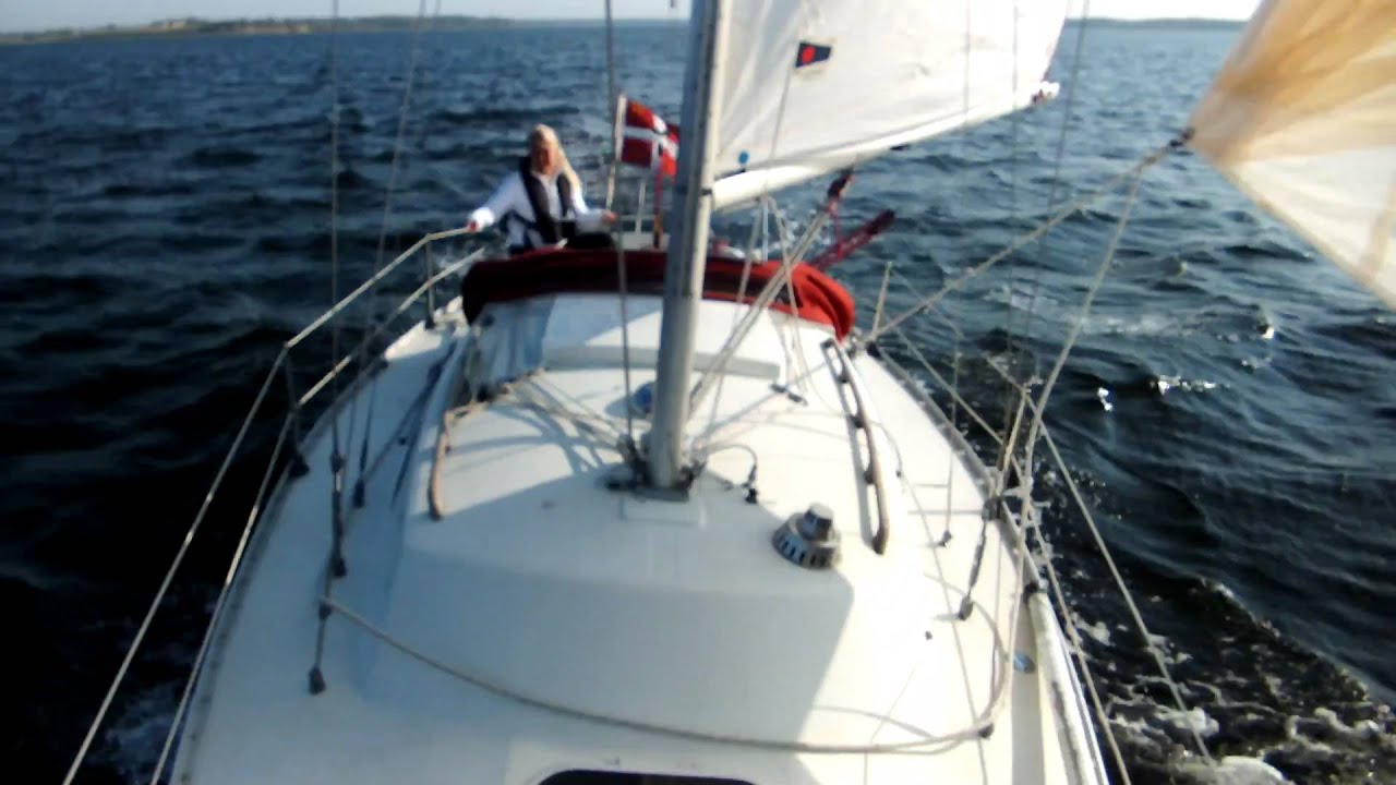 Albin Accent 26 - YouTube