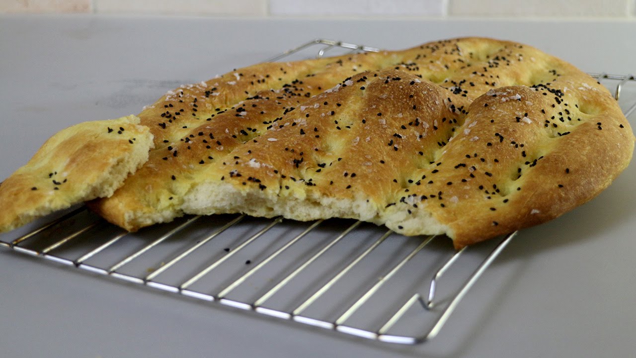 Turkish Flatbread - Pide - YouTube