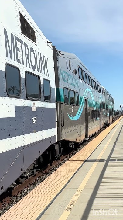 *RARE DUO* SCAX MP36PH-3c 897 leads out with PTC sticker CC 680 in trail! #metrolink #897 #680 ...