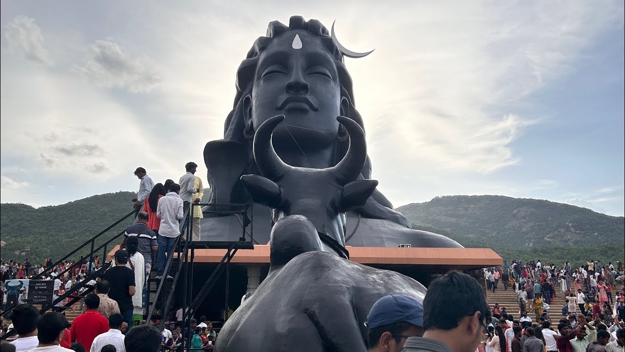 "Spectacular Adiyogi Light Show: A Mesmerizing Display of Art and ...