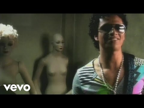 Iskander - Bésame Bonito (Video Oficial)