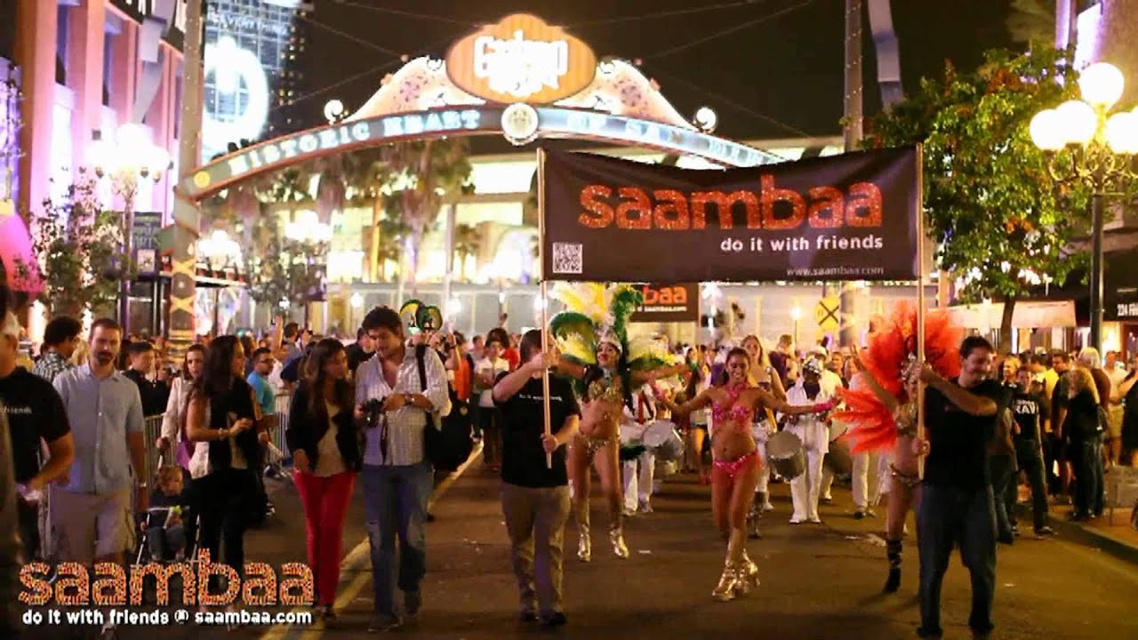 saambaa @ Comic-Con 2012! - YouTube