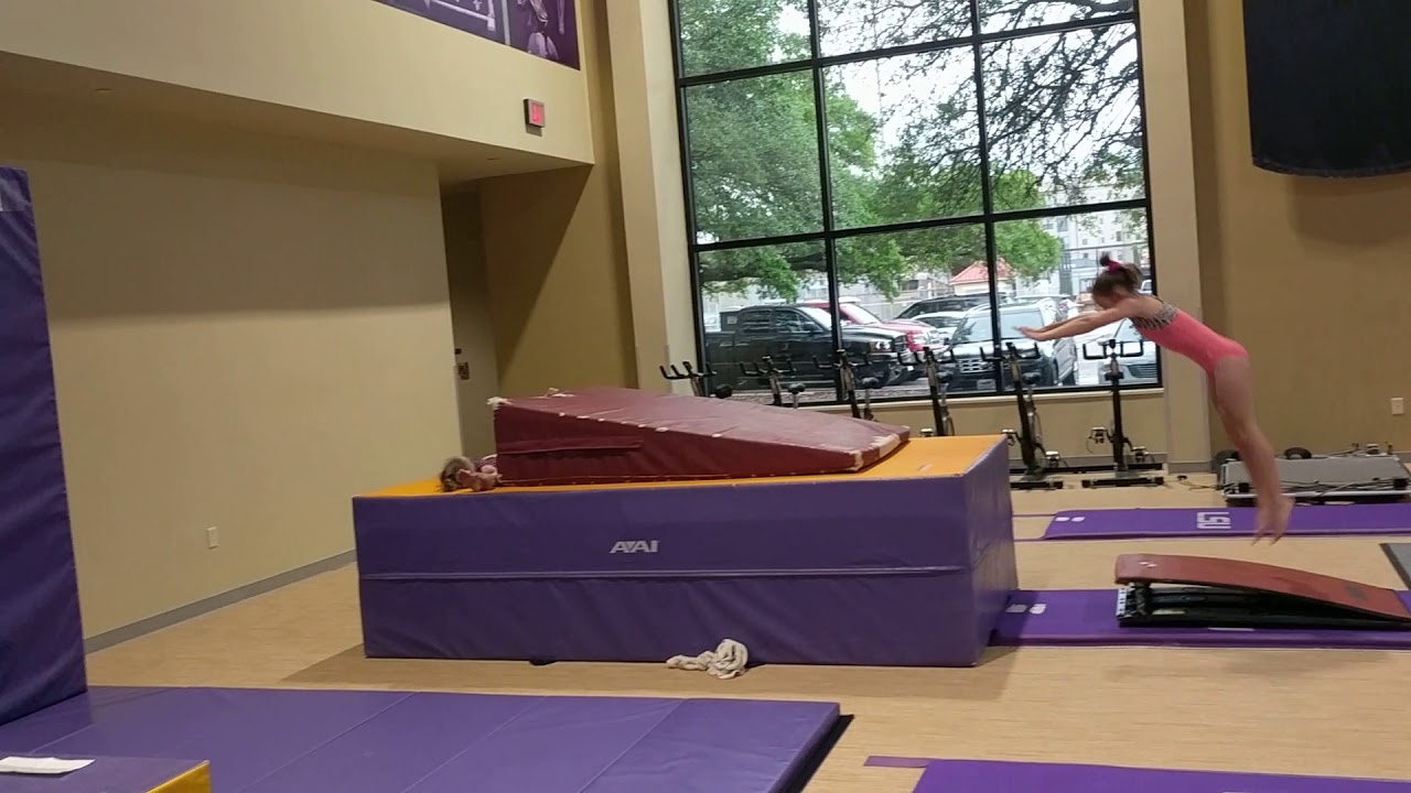 Front handspring vault drill - YouTube