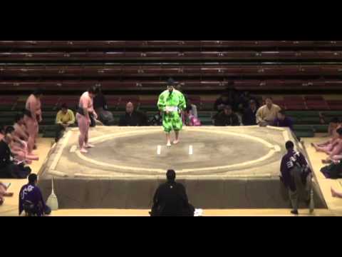 Maezumo Day 6 Sumo Hatsu Basho January 2014 - YouTube