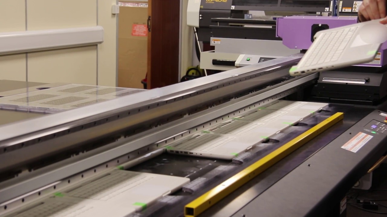 Laptop keyboard reprinting - YouTube