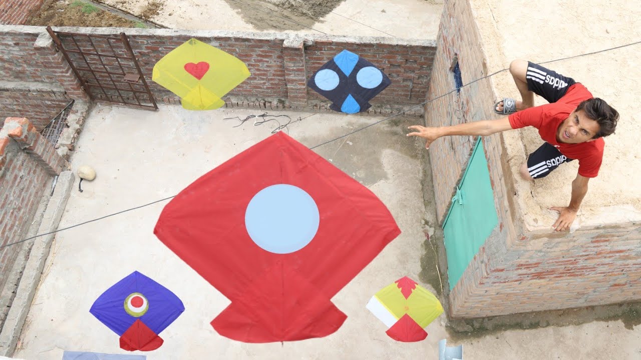 Nasir Bhi Kite Catch With Big Stick | New Door Manja - YouTube