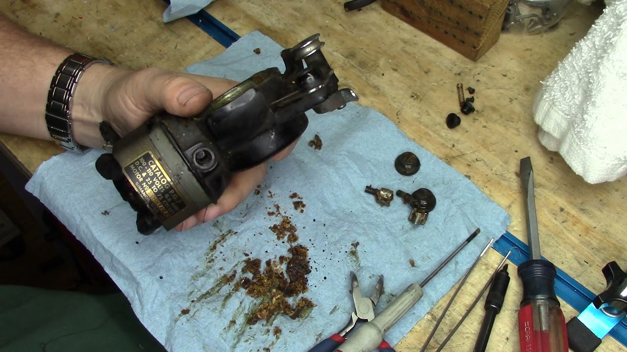 The Filthiest Singer Potted Motor Ever... - YouTube