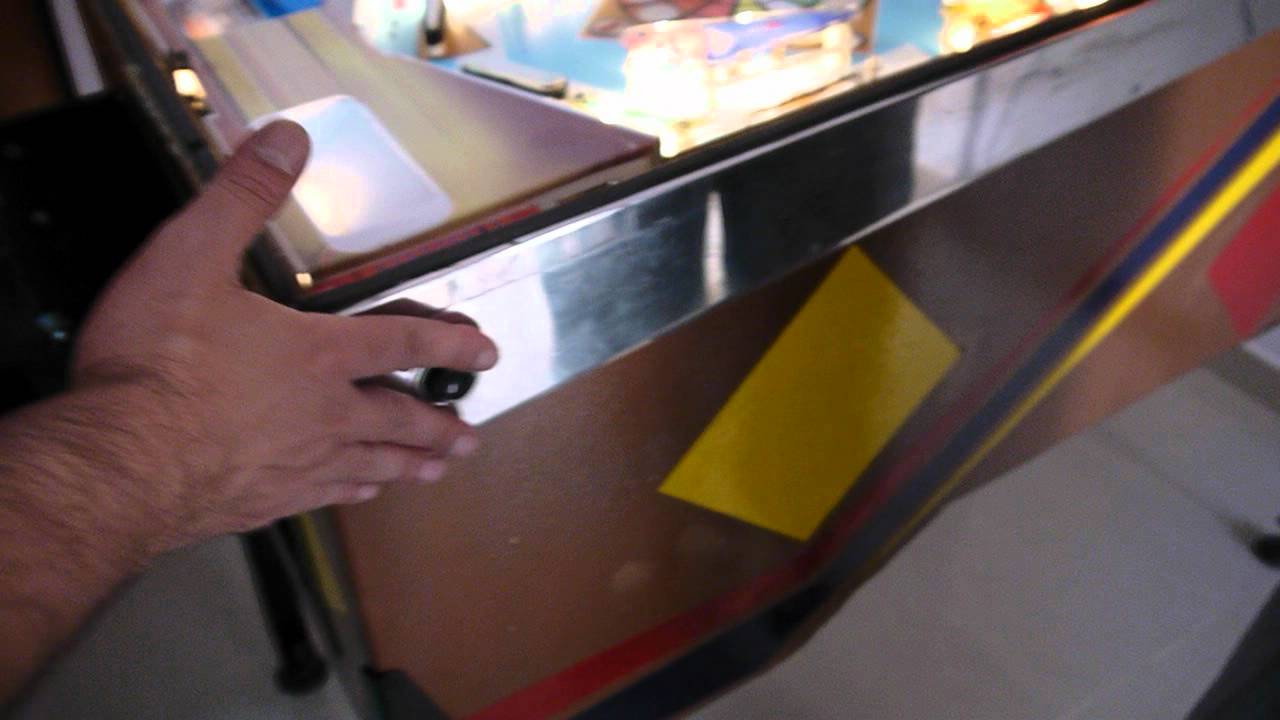 BARBARELLA spanish pinball byTalleres del Llobregat, 1967? general view ...