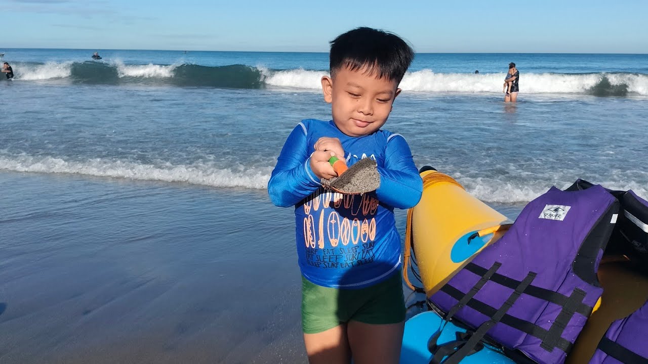 Gavin-s Beach Escapade - YouTube