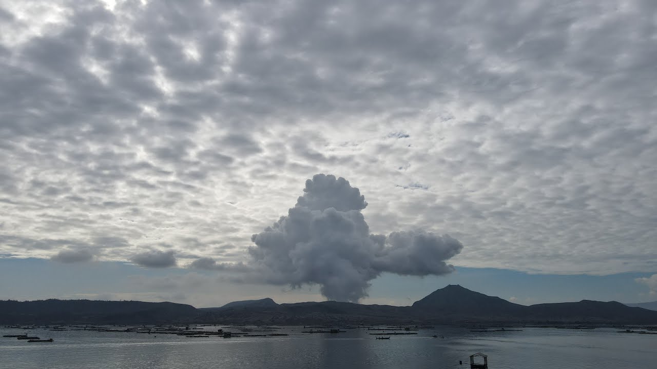 Taal Volcano Live Stream 1 Hybrid Detected 9 Phreatic Burts - YouTube