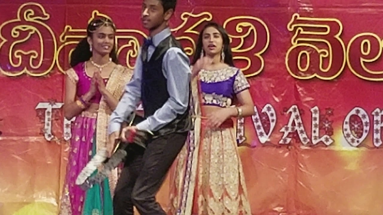 GWTCS 2017 Fusion Fashion Show Choreographed by Sandhya Bayireddy - YouTube