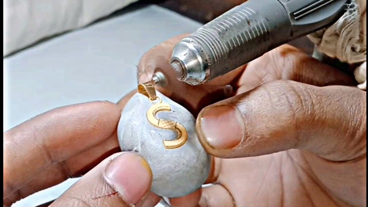 Gold S Locket Cutting Design || Hand Machine Chilai 2023 - YouTube