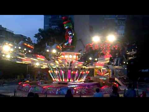 grillo loco en rekalde pais vasco - YouTube