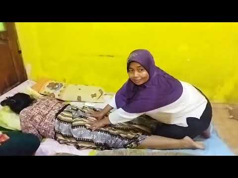 Pijat perut, nenek cantik turun peranakan dan sakit pinggang