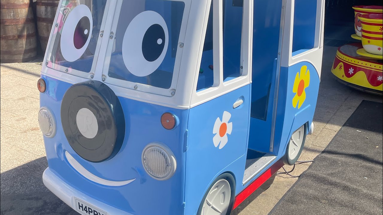 Jolly Roger Jolly town camper Van kiddie Ride - YouTube