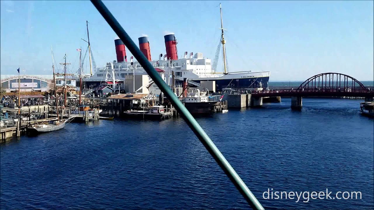 Tokyo DisneySea: Electric Railway from American Waterfront to Port ...