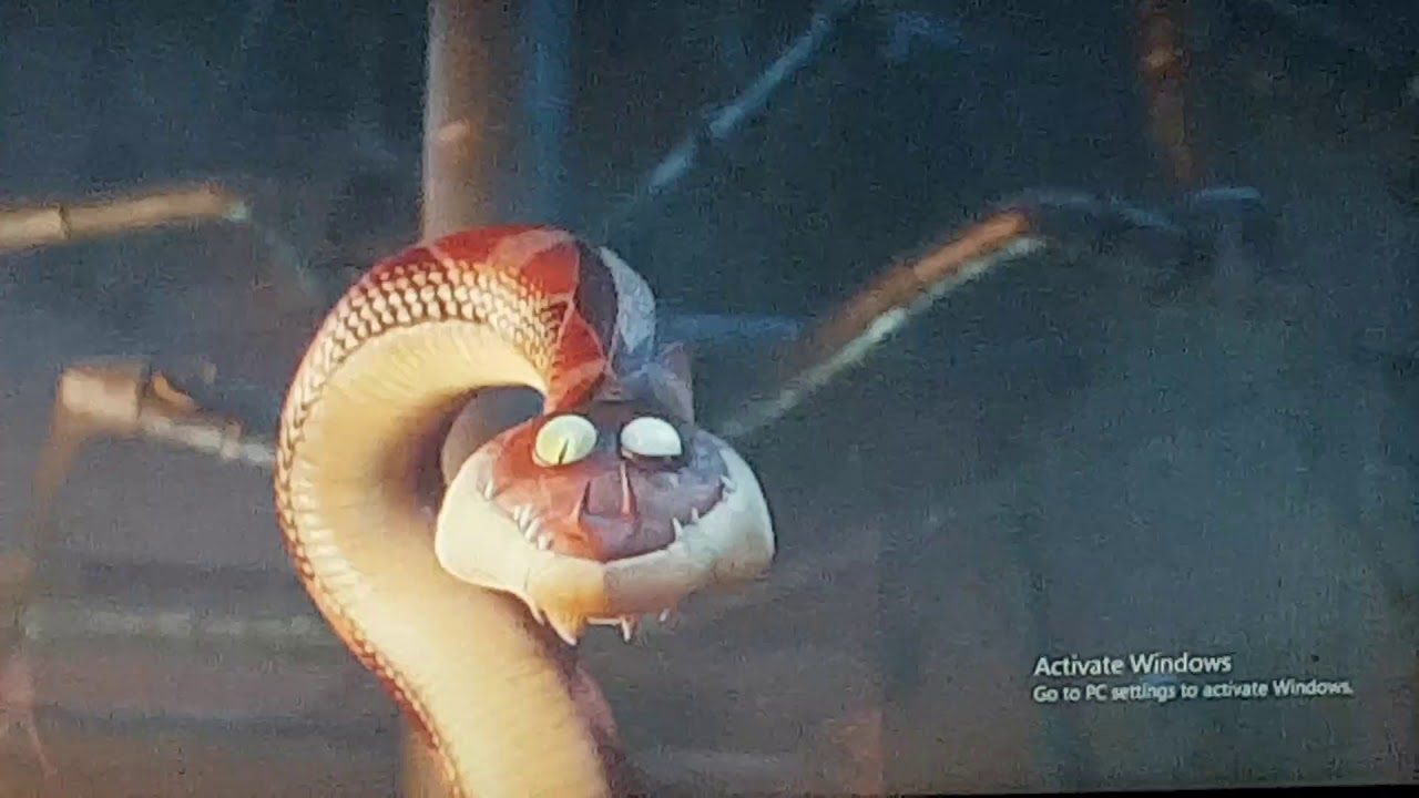 The Secret Life of Pets: Viper Screen-Time - YouTube