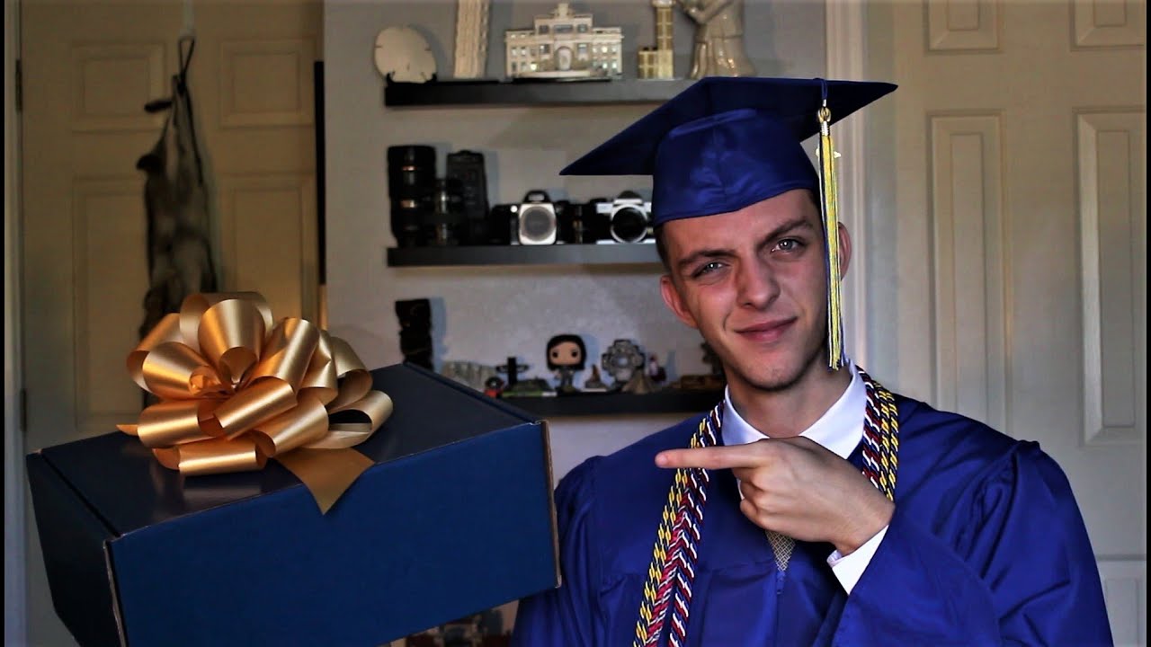 unboxing my graduation // TS vlogs ep. 1 - YouTube