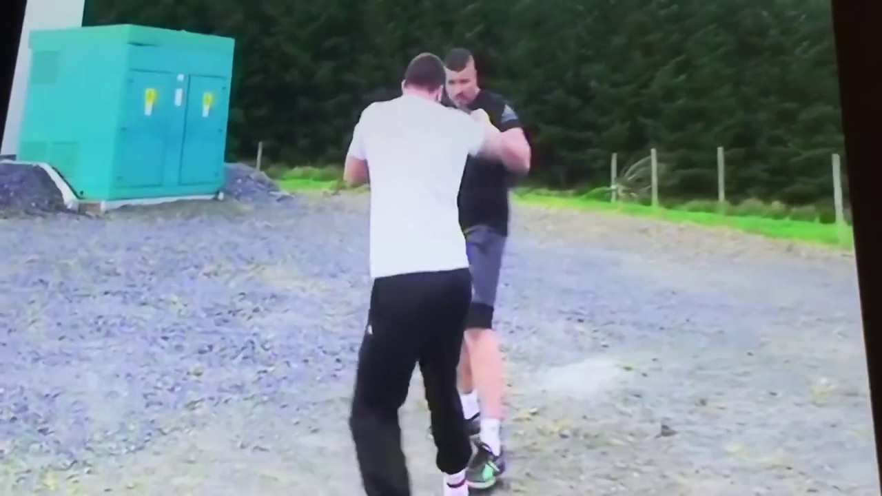 Bareknuckle knockout Joyce vs Nevin - YouTube