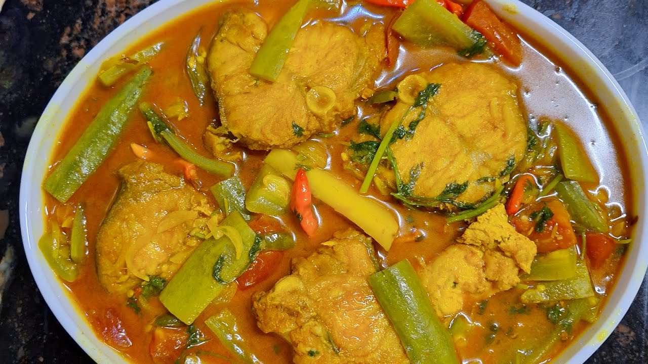 Recepie of fish curry with vegetables. made by shifa's kitchen. ️#viral ...