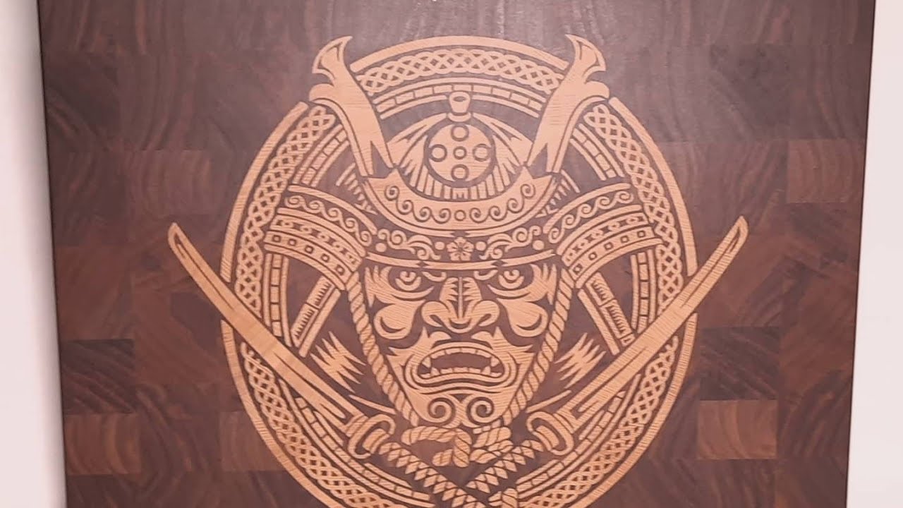 Торцевая разделочная доска на станке ЧПУ из ореха с V - образной ...