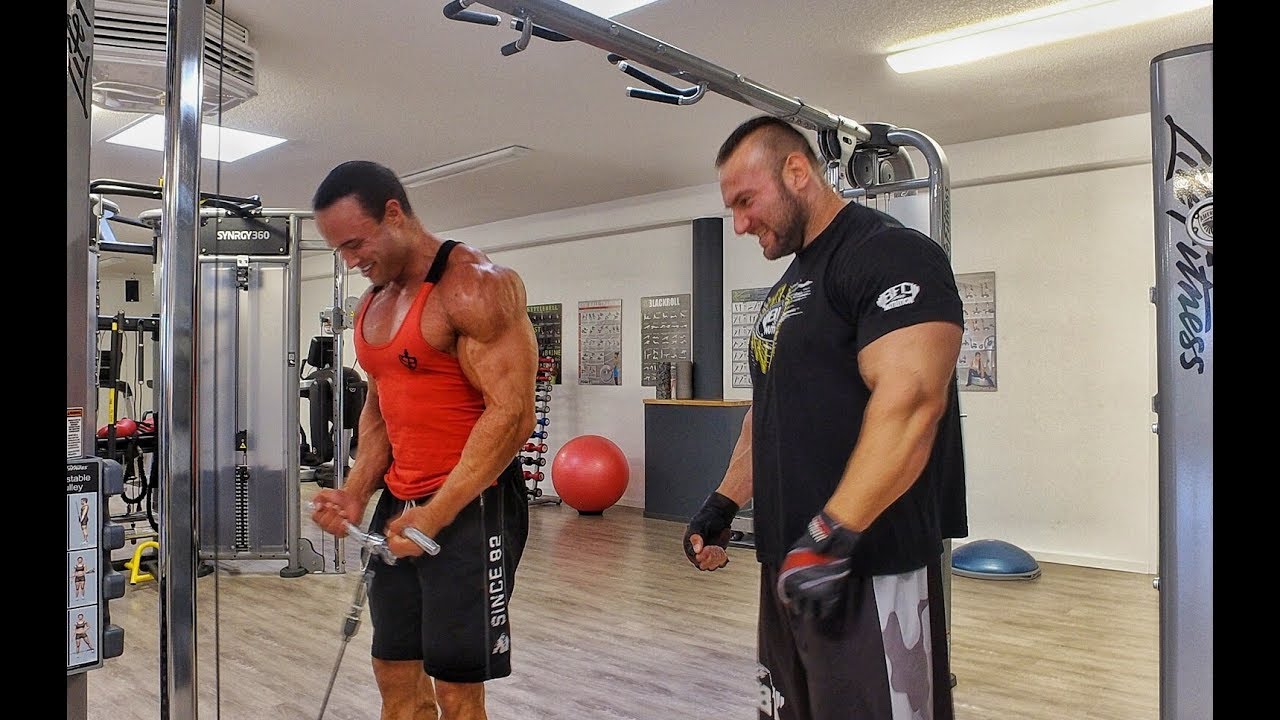 Petr Března a Daniel Wunderlich - trénink rukou v Exclusive Fit - YouTube