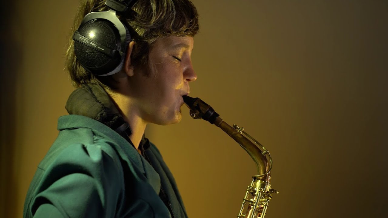 Lotte Pen - Full Performance + interview (Live on 2 Meter Sessions ...